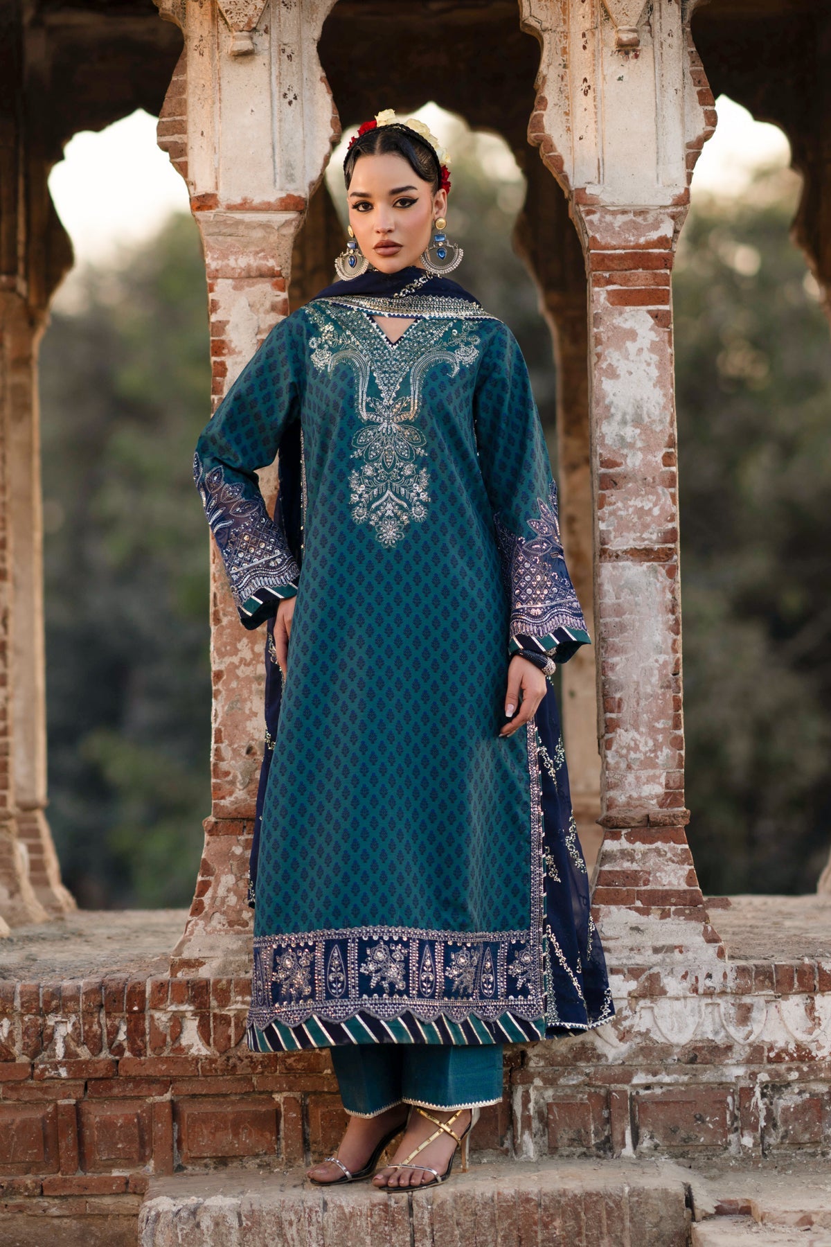 Xenia Formals | Rumi Luxe | MALIKA - A – Hoorain Designer Wear