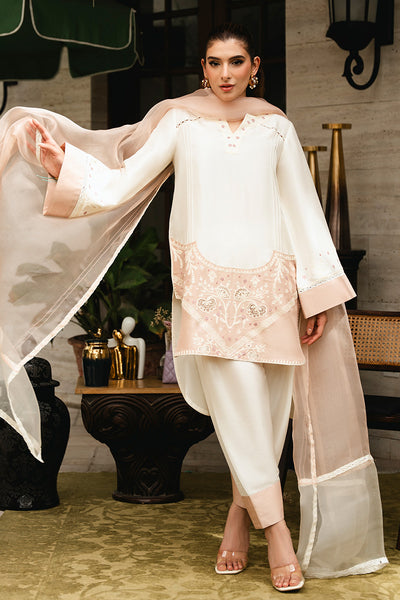 Amna Arshad | Kiki Luxury Pret | Meeray – Hoorain Designer Wear