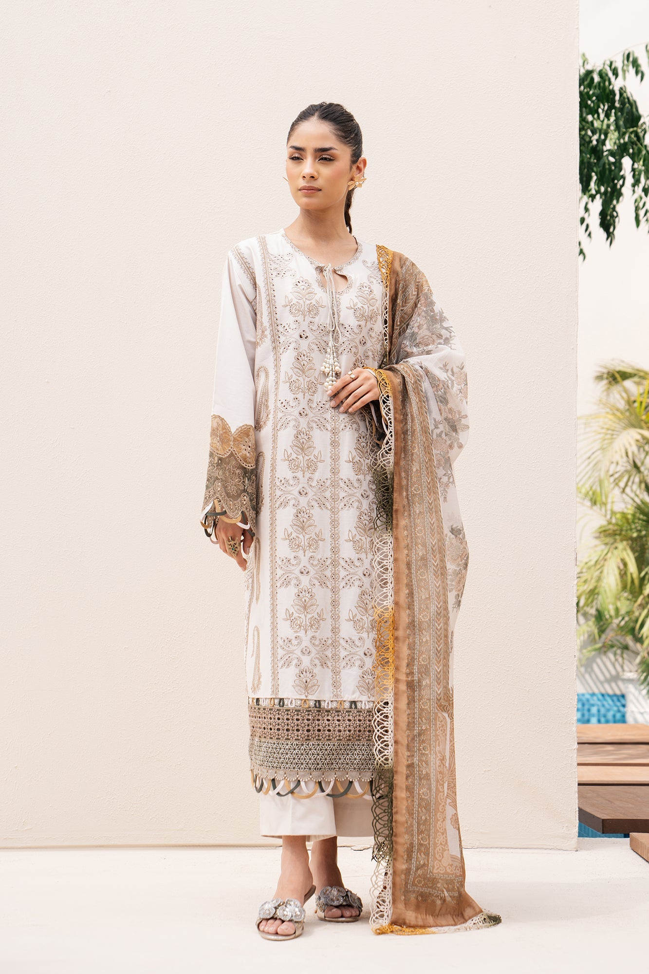 Ethnic | Rozana Winter Collection | ET-01 – Hoorain Designer Wear